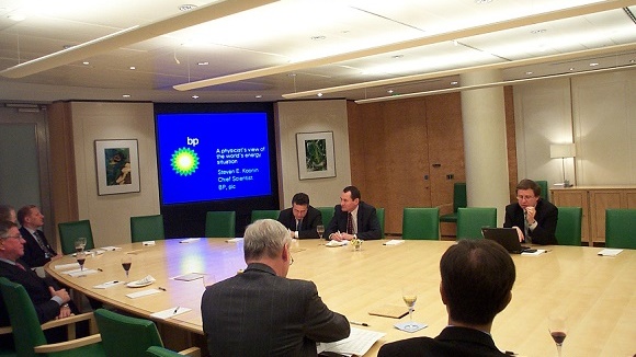 How To Stay Relaxed While Delivering A PowerPoint Presentation? - Free ...